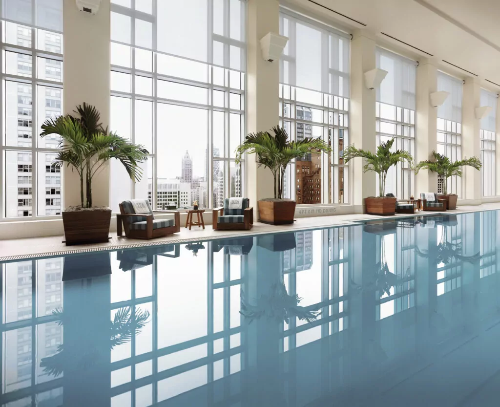 Discover The Peninsula Chicago An Exotic Hotel | Lartisien