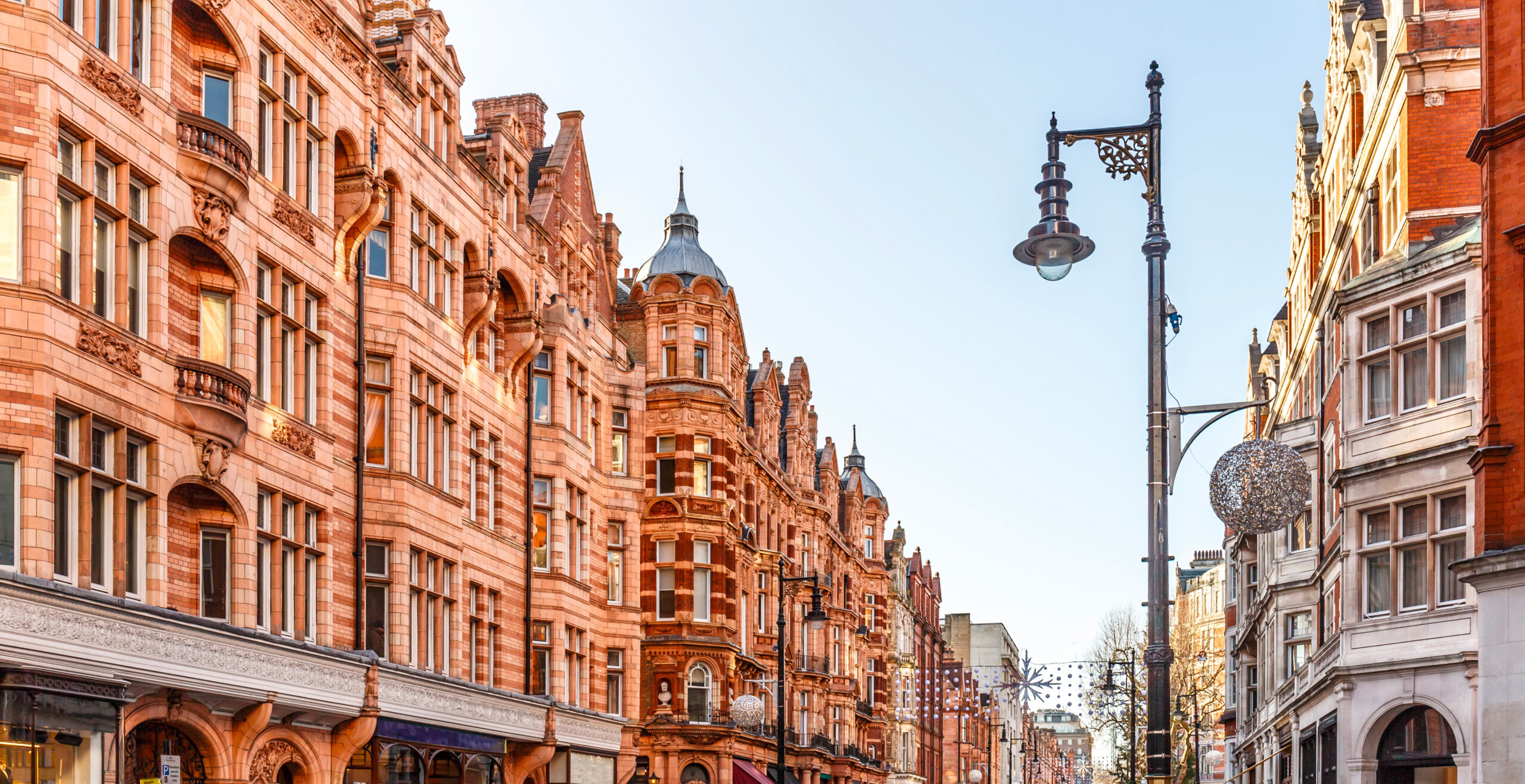 The Best Restaurants and Dining in Mayfair London | Lartisien