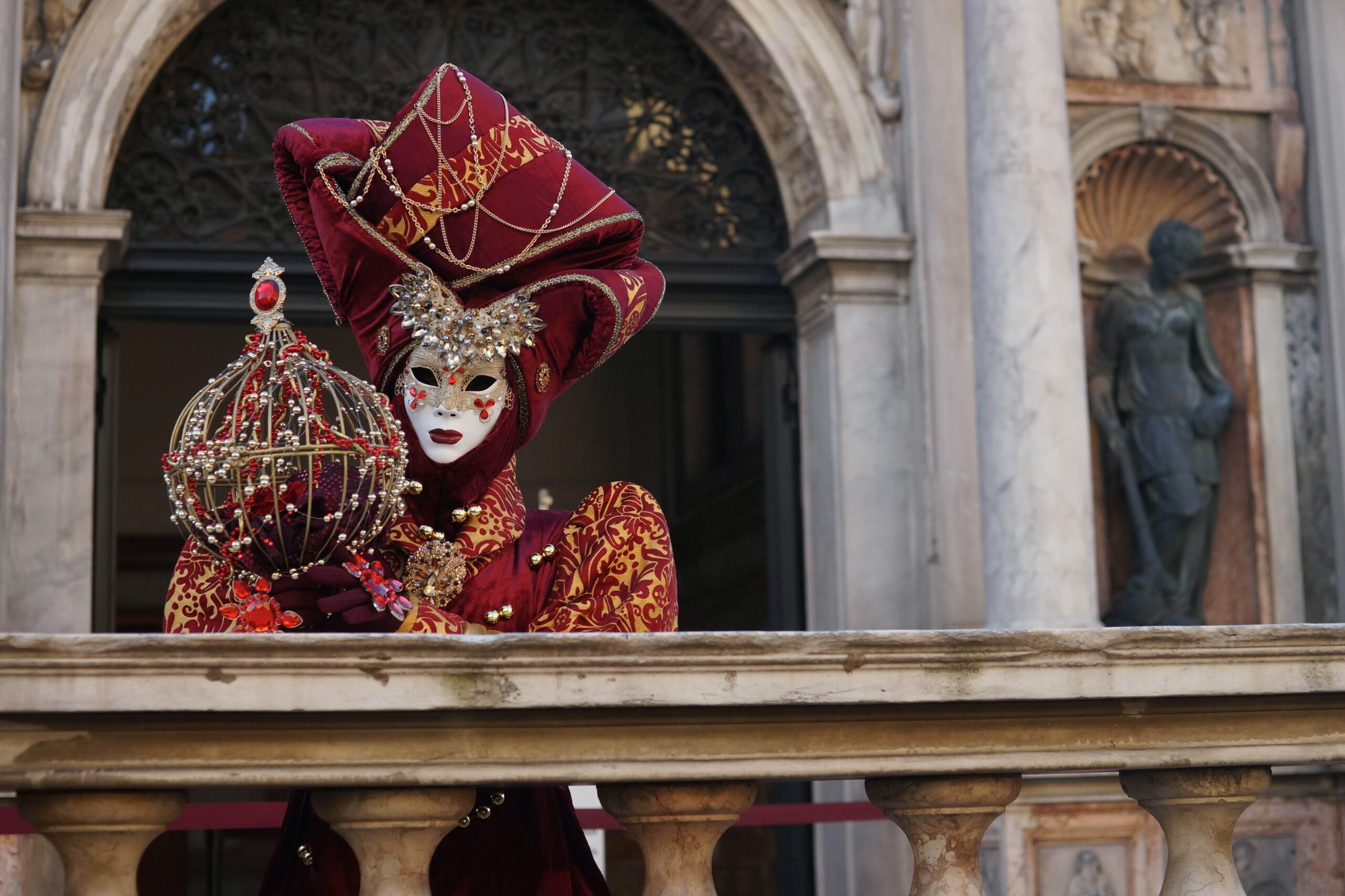 Where to Stay in Venice for the Carnival of Venice | Lartisien